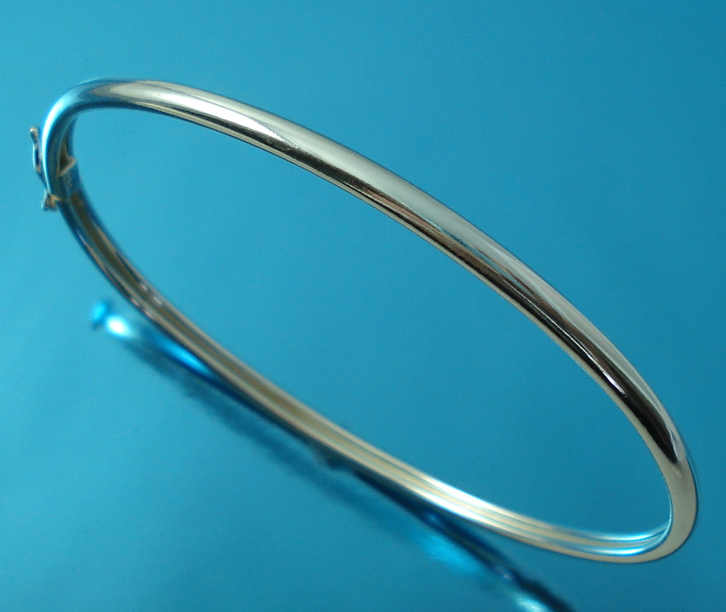 Solid 925 Sterling Silver Plain Oval Bangle Bracelet 4mm D-Shape 60mm x ...