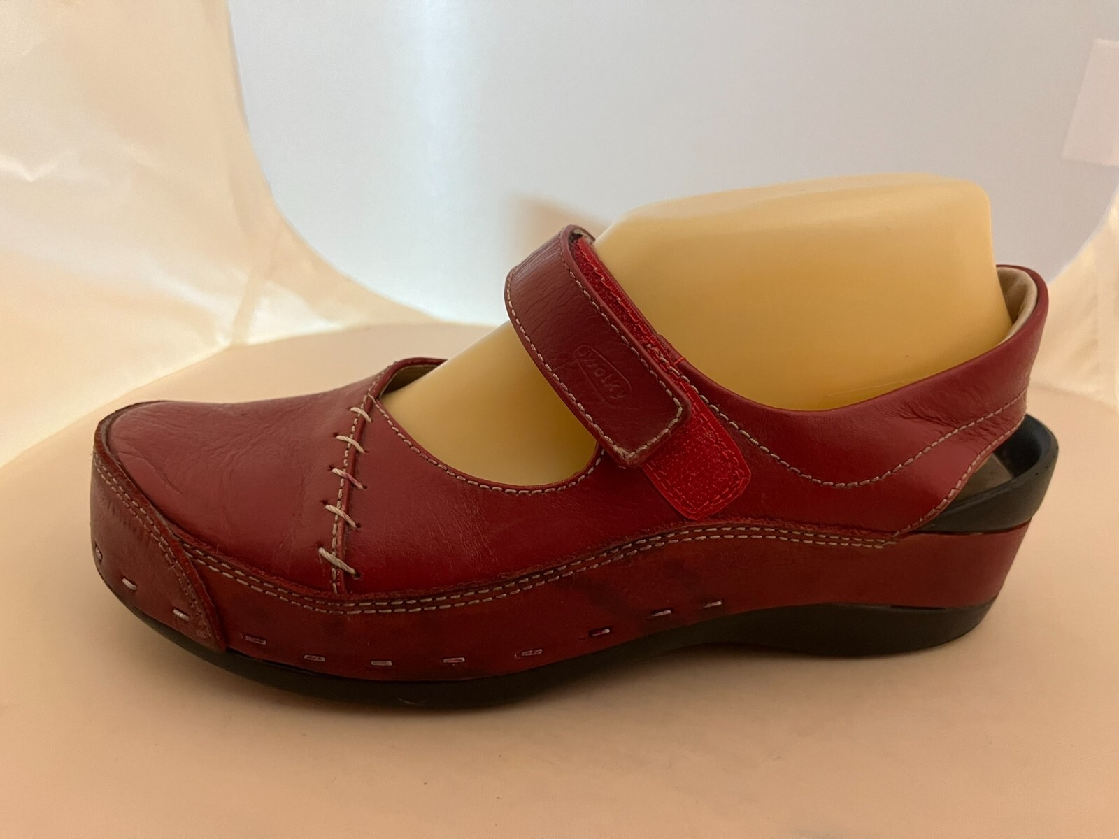 Wolky Red Leather Mary Jane Sling Back Strap Clogs 6015 Women's Sz 7-7. ...
