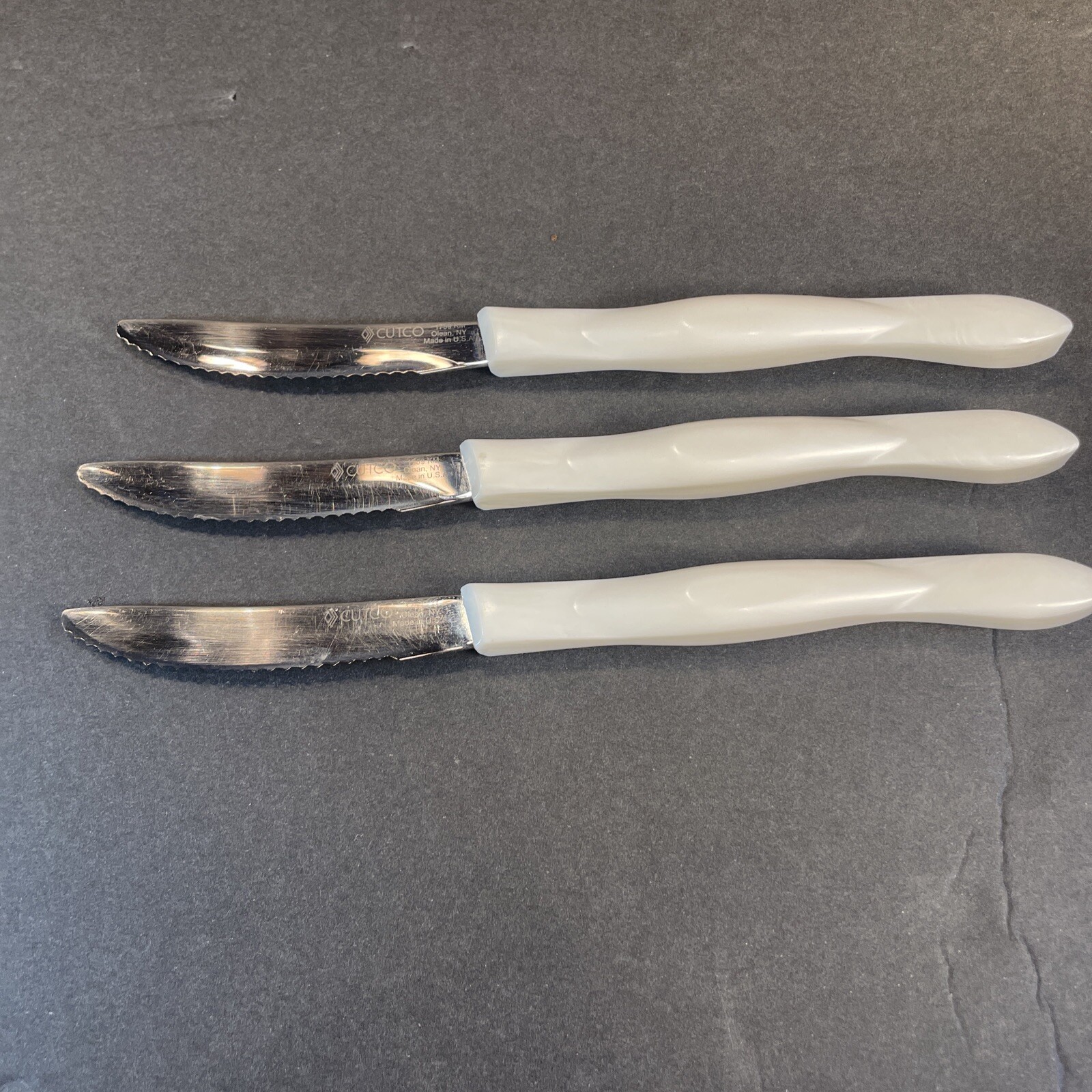 CUTCO 1759 KM TABLE KNIVES Set Of 3 White Pearl Handles CUTCO Sharpened ...