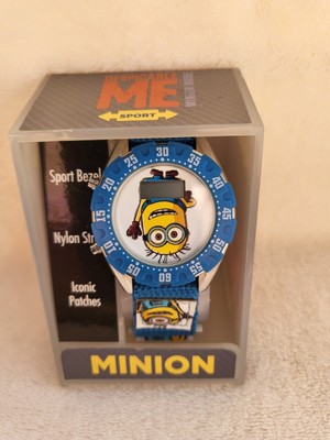 UNIVERSAL STUDIOS DESPICABLE ME MINIONS BLUE WRIST WATCH | eBay