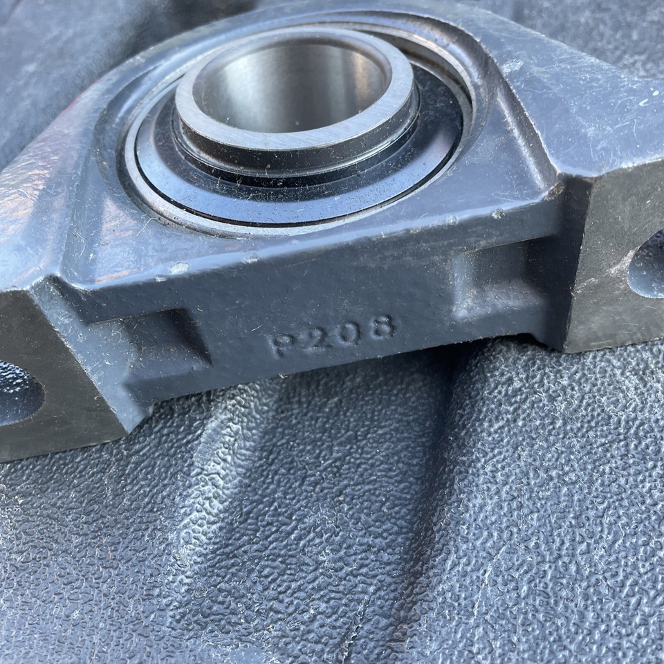 (QTY 1) Peer P208 Pillow Block with hC208-24 Bearing Cast Iron Fast ...