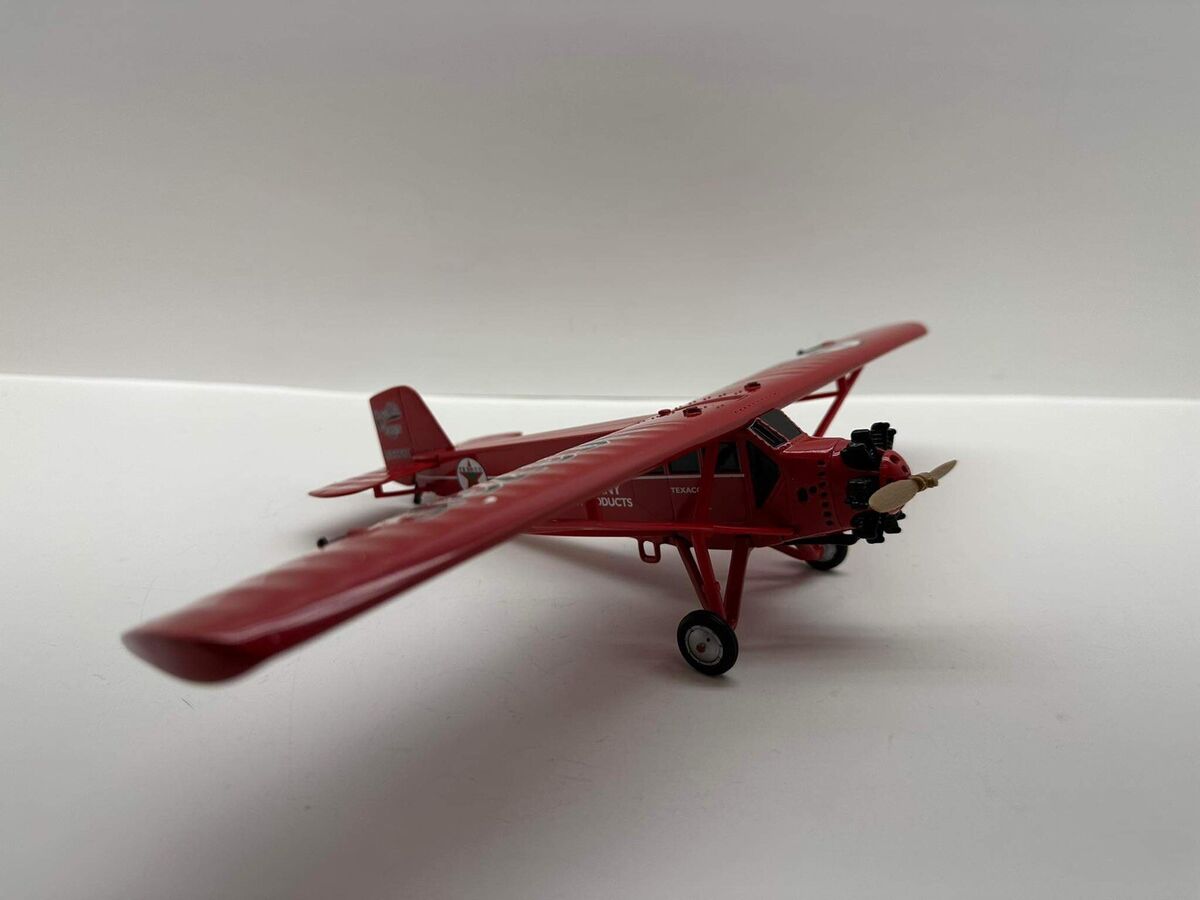 Ertl Wings Of Texaco 1929 Curtiss Robin 6 Series Coin Bank Ertl Wings Of Texaco 1929 Curtiss Robin 6 Series Coin Bank