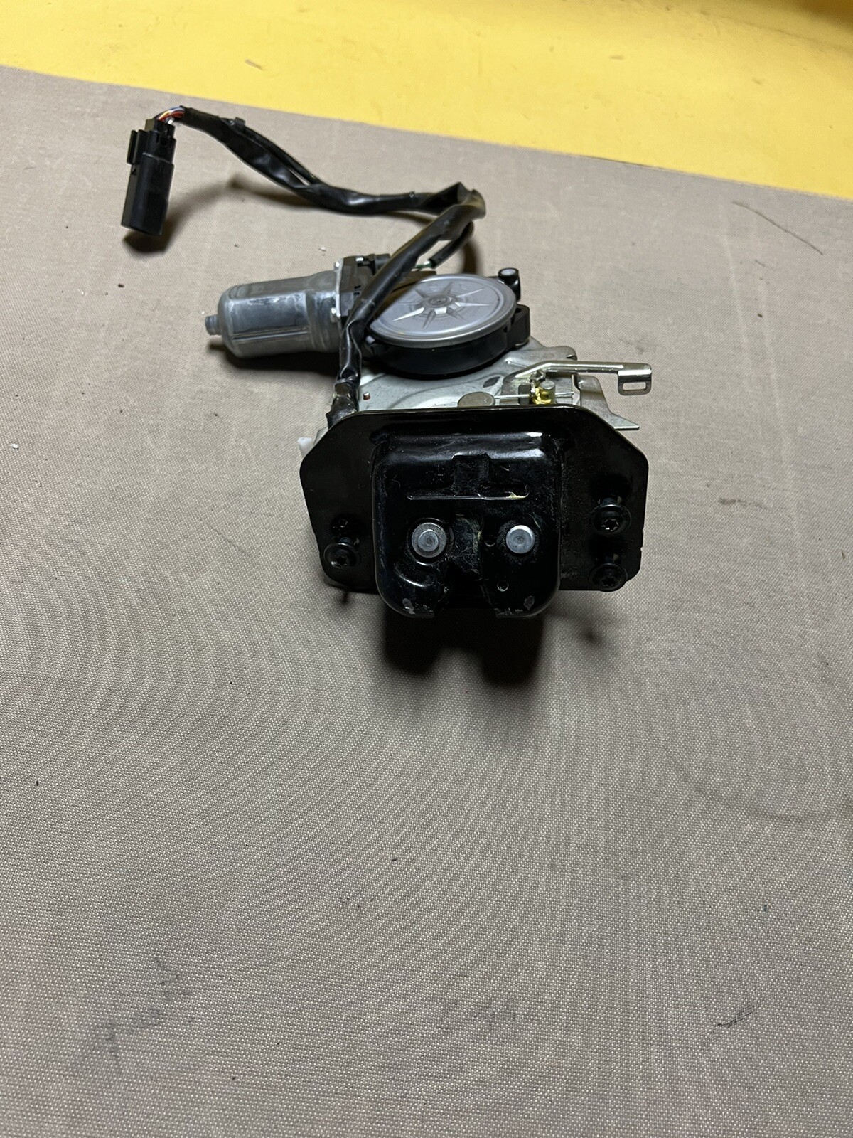 2009-2013 Ford Flex Tailgate Liftgate Power Lock Latch Motor Actuator ...