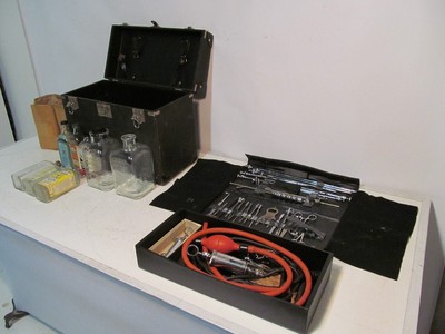 Vintage Funeral Undertaker Travel Embalming Grip Embalm Fluid Bottles ...