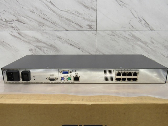 HP Server Console (336044-B21) 8-Ports Rack-Mountable KVM switch PS/2 ...