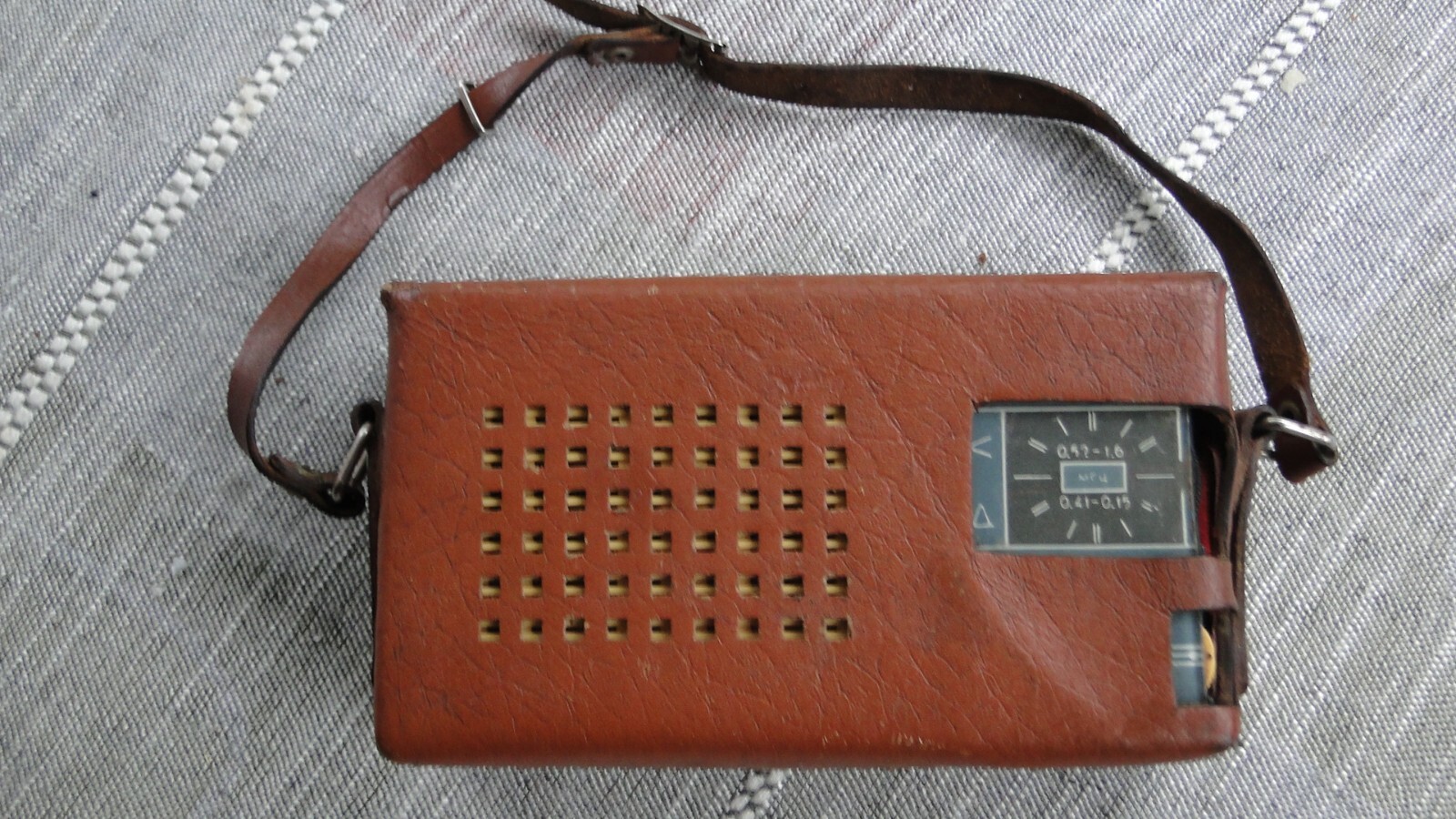 Antique Soviet Russian USSR AM LW Radio Sokol in Original Leather Case ...