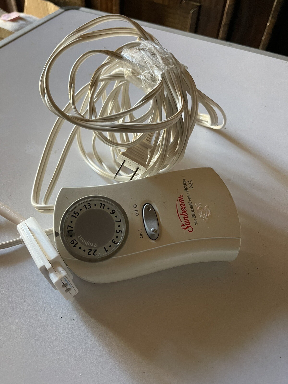 Sunbeam IQ2 Electric Blanket Power Cord Thermostat The Blanket With A ...