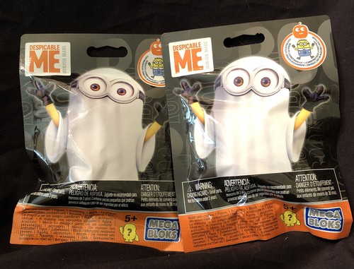 Despicable Me Halloween Vampire & Fireman Minions Mystery Figures Mega ...