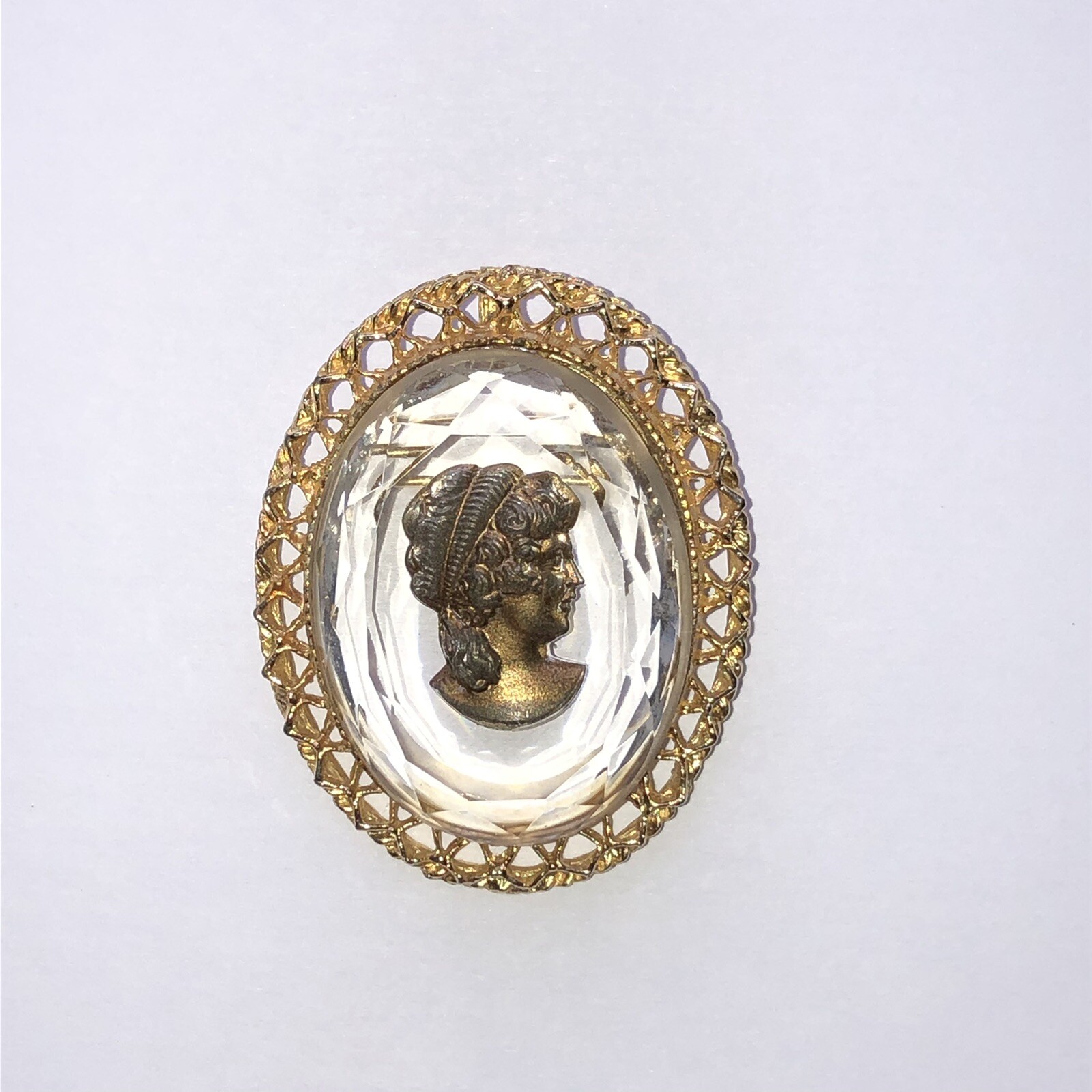 Intaglio clear Glass Cameo Gold tone Oval Pin Brooch … - Gem