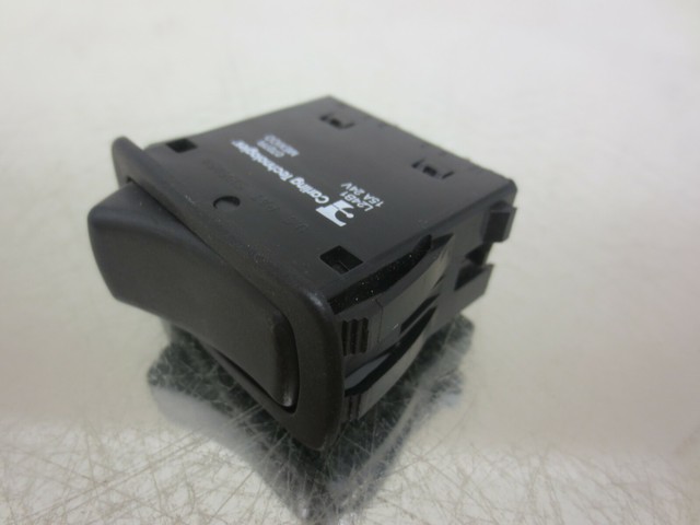 EZGO 630089 / Carling Technologies 5105059 20a 12v Switch for sale ...