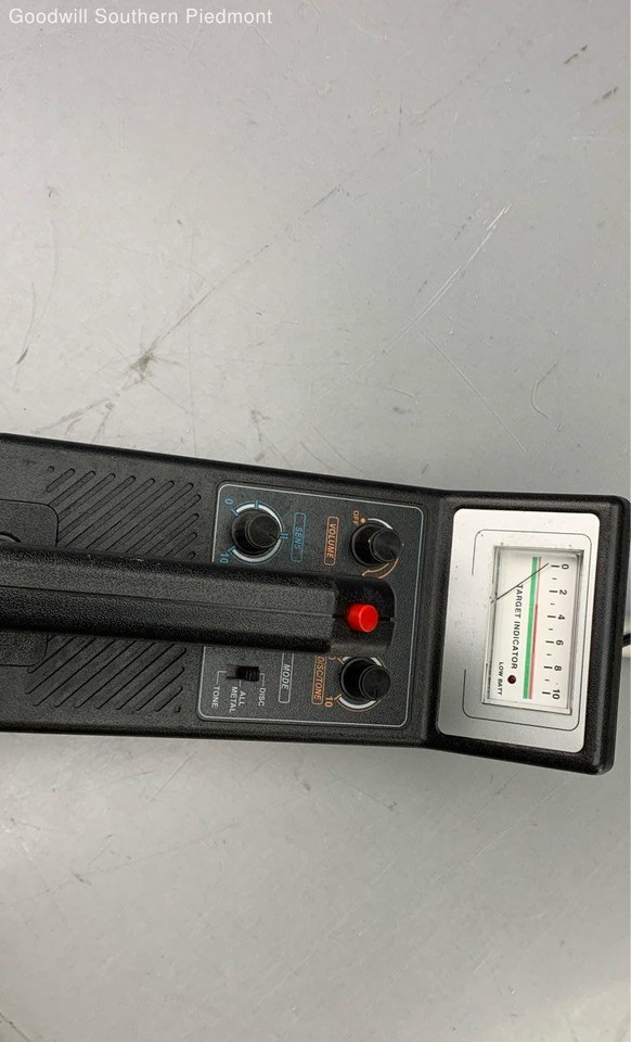 9 Function Metal Detector with Arm Rest 67378 w/ Cord -Tested | eBay