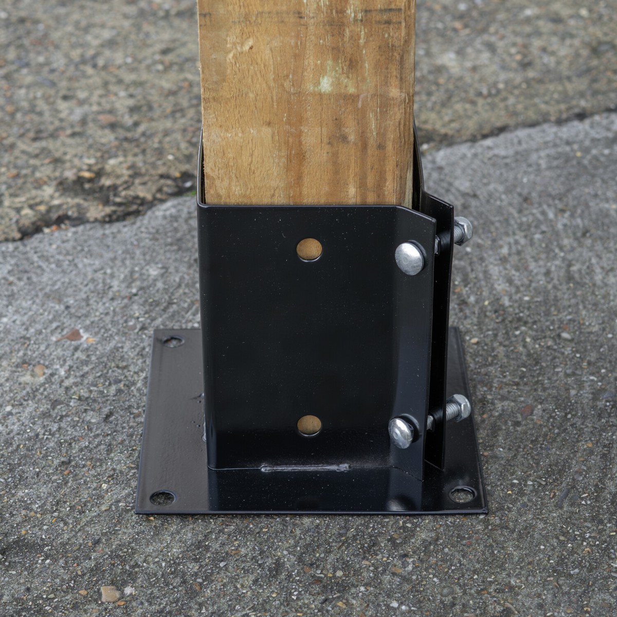 4x4 Concrete Post Holder Amazon.com: ITeVe.GD Concrete Post