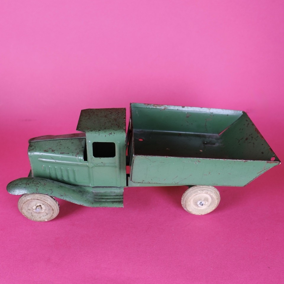 TRI-ANG TIN PLATE TIPPER TRUCK 1930s/40s 10” Approx, Good condition For ...