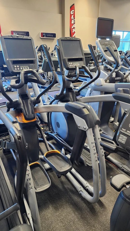 Matrix Ascent Trainer - A7XE-05 - Elliptical Crosstrainer w/Adjustable ...