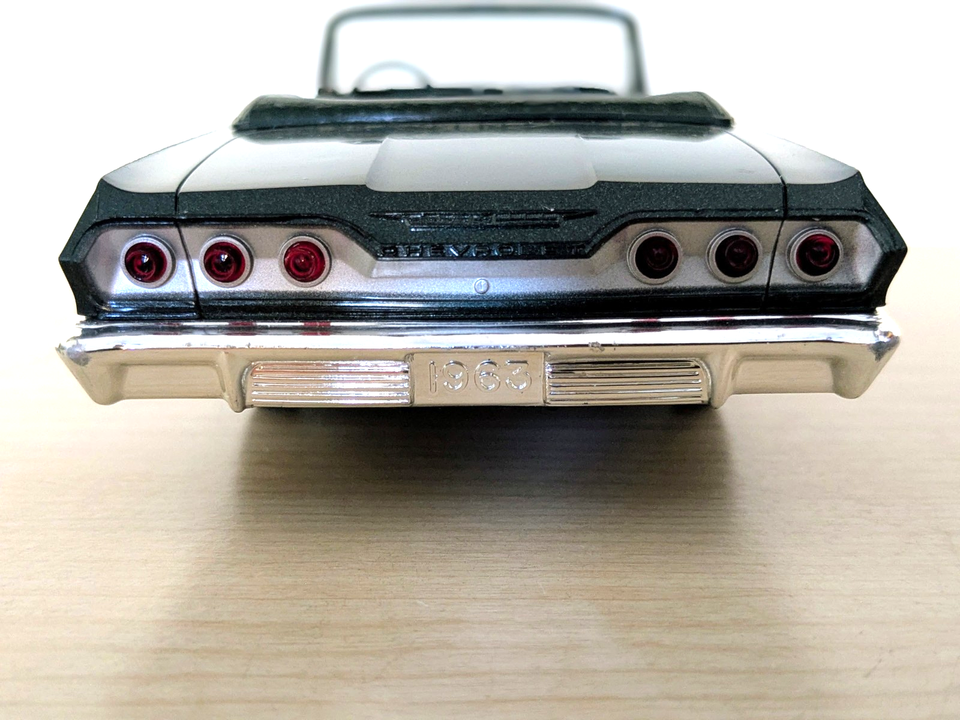 *RARE-COLOR! ORIGINAL VINTAGE AMT 1963 CHEVY IMPALA CV PROMO MODEL ...