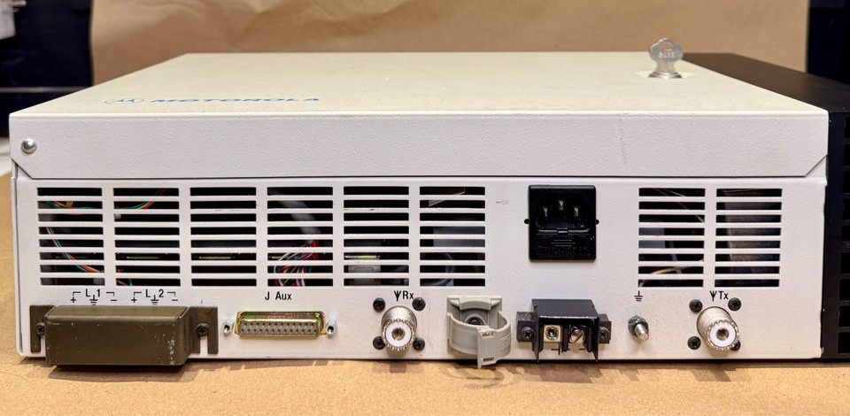 Motorola Radius R100/MCR100 UHF 450-470MHz 10 Watt Analog Radio ...