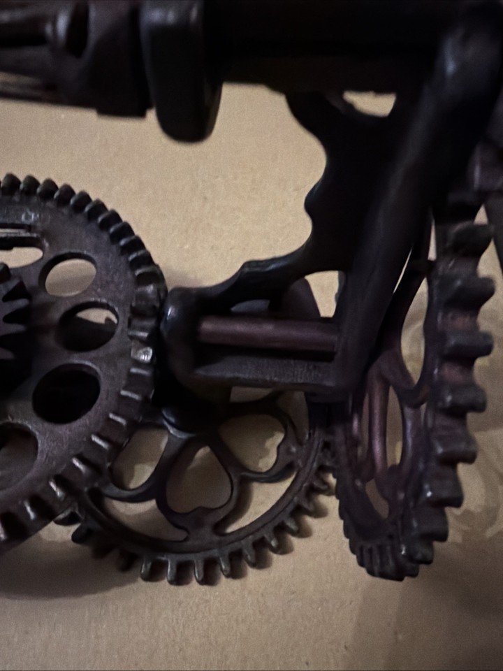 Antique Sinclair Scott Co Cast Iron Apple Peeler Heart Gears-TURNS ...