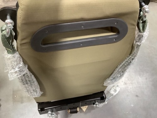 OSHKOSH 3846908 VEHICULAR SEAT HRD MTG CL, GRN, BLAST FLD FOR MRAP M ...