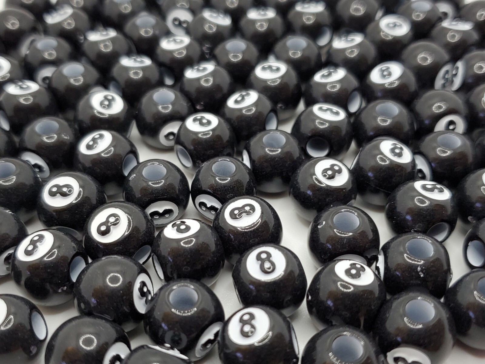 12mm Acrylic Black & White Billard Pool 8 Ball Beads - Bag of 30 | eBay