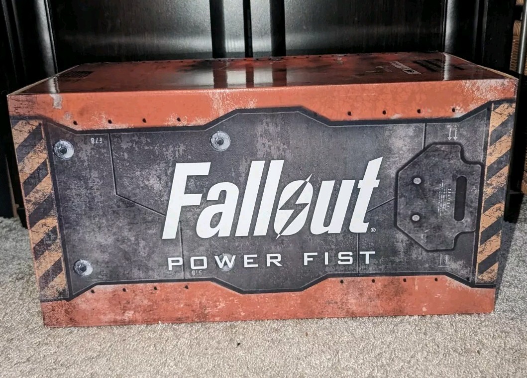 Fallout Power Fist Chronicle Collectibles Replica 1:1 Scale FACTORY ...