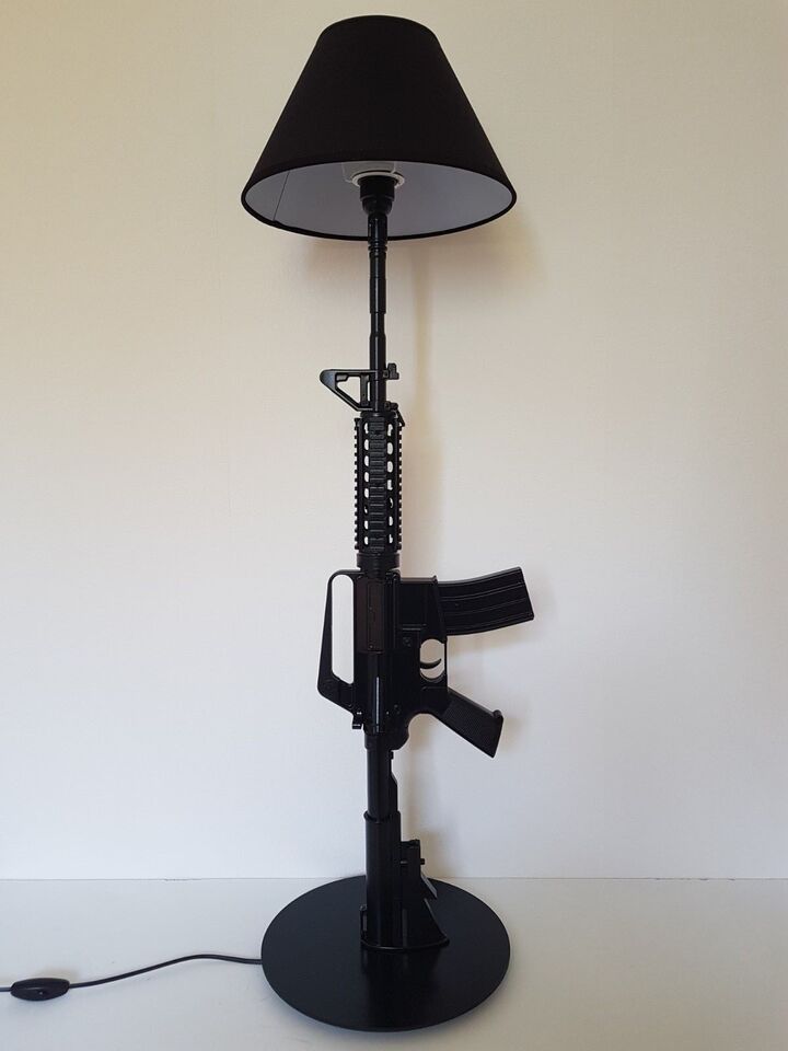 LAMPE DESIGN M4 NOIR (AR15 M16 chevet bureau table lamp SWAT USA army ...