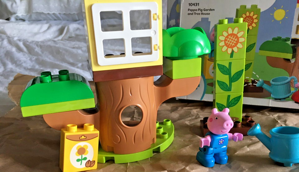 Lego Duplo Peppa pig Garden & tree house, complete + box & instructions ...