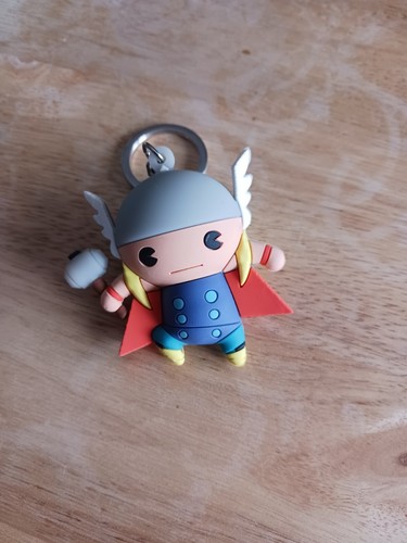 MARVEL AVENGERS COLLECTORS KEYRING THOR 2015 3D FOAM KEYCHAIN LOOSE TOY ...