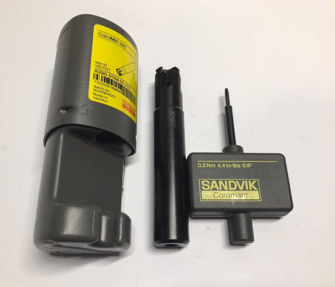Sandvik Coromant CoroMILL 390 R390 016A16-07H Square Shoulder Milling ...