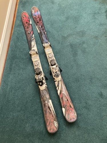 142 cm K2 Free Luv Skis Marker Bindings Downhill Womens Ladies Girls ...