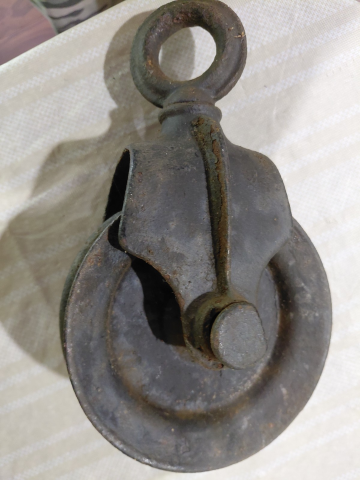 Antique Cast Iron Pulley Hoist Hay Trolley Barn Farm Tool | eBay