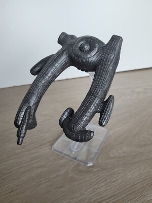 ALIEN Derelict Bone Ship Figur HR Giger Xenomorph Neca Movie Maniacs ...