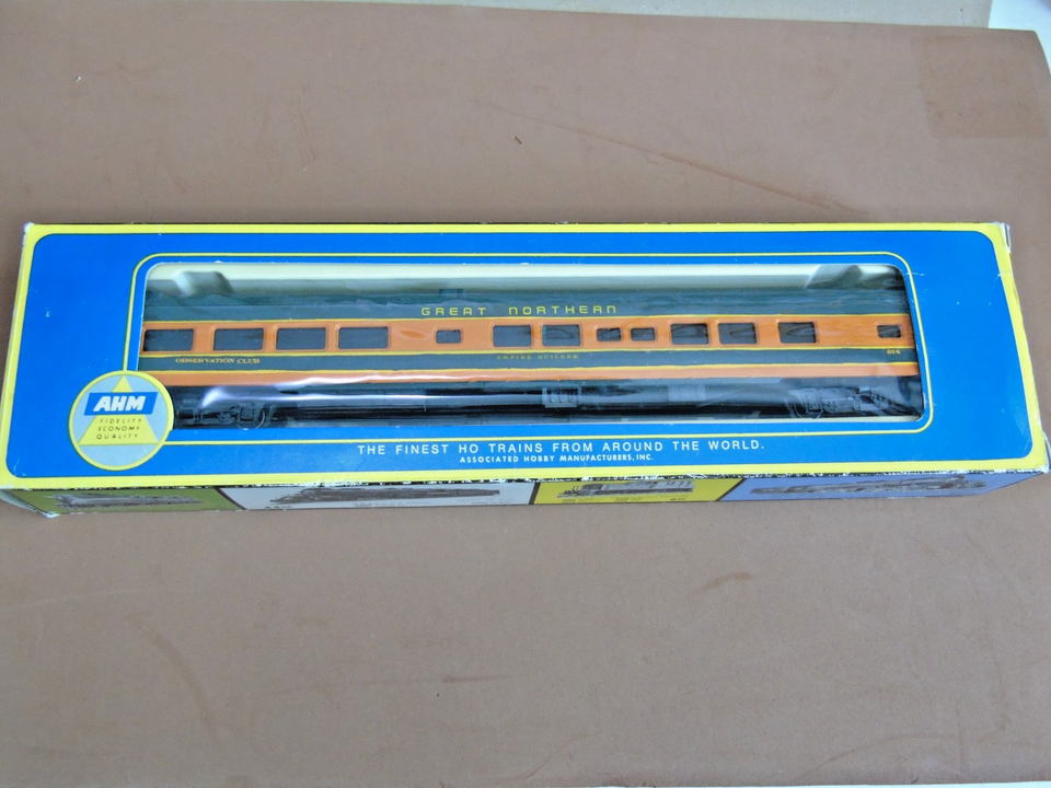 Rivarossi HO Great Northern Observation car with Red Tail Light, | eBay