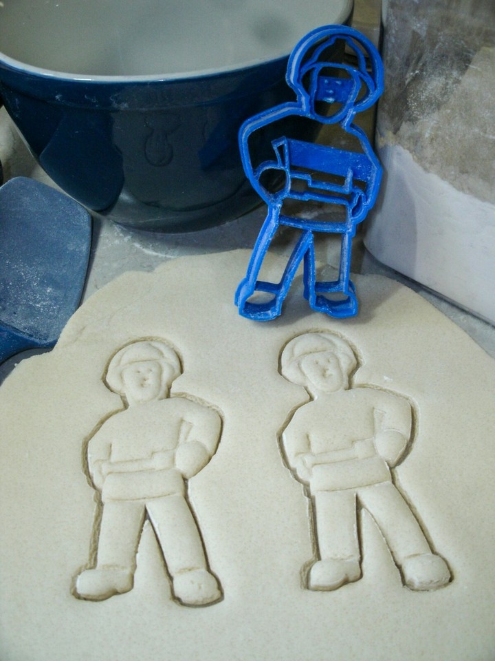 FIREMAN SAM ANIMATED KIDS BBC SERIES FIREFIGHTER SET OF 6 COOKIE CUTTER ...