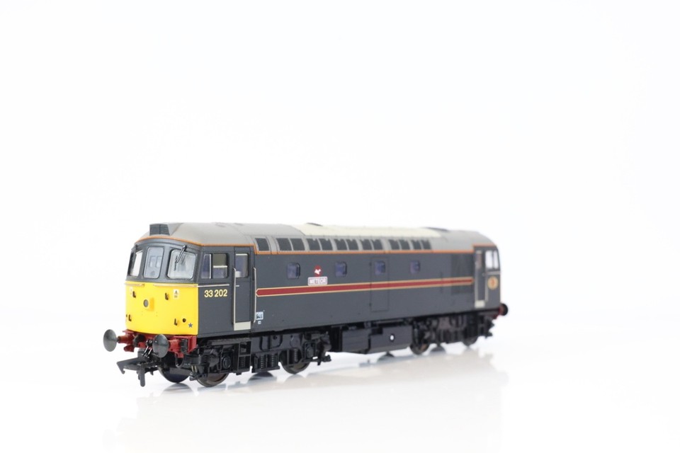 Heljan 33341 OO Gauge Class 33 Bo-Bo '33202' 'Meteor' Fragonset Diesel ...