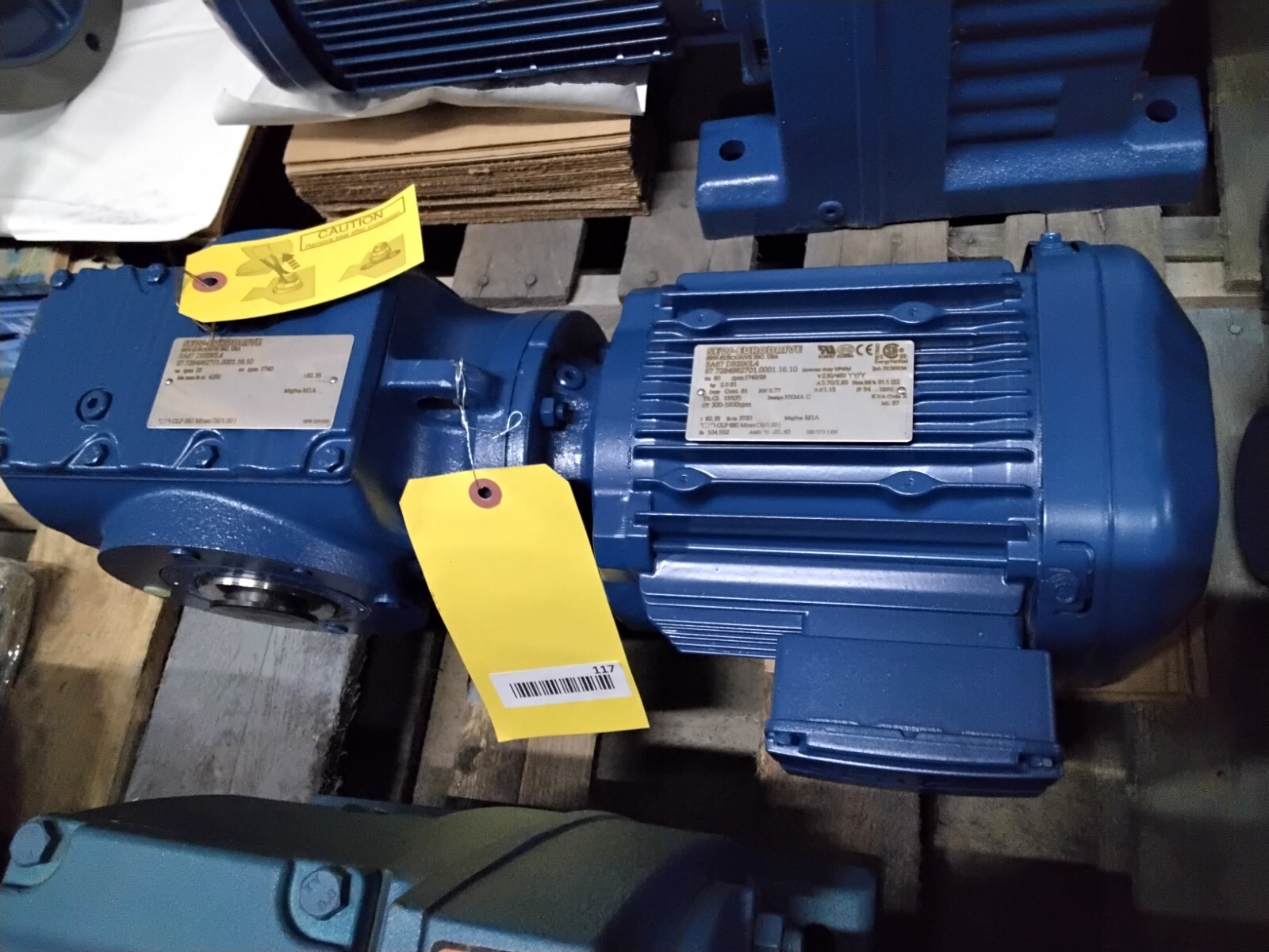 Sew-Eurodrive Gearmotor, Type: SA67DRE90L4, 62.35:1 Ratio, 2-HP Motor ...