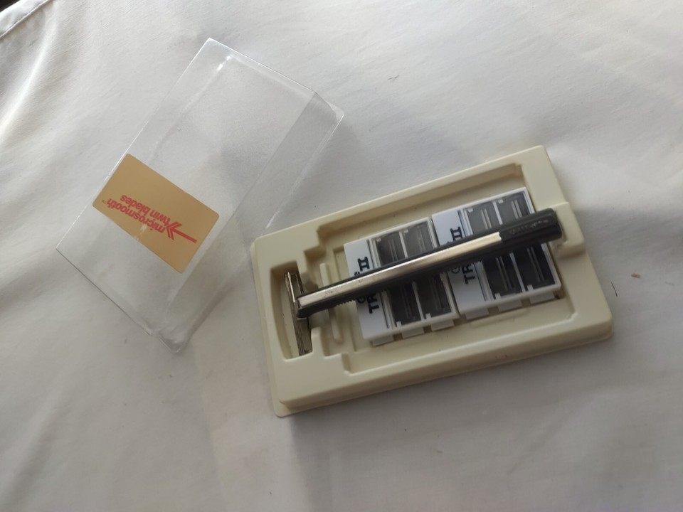 Gillette 1972 Original Trac II Handle (S-1) in Original Case w ...