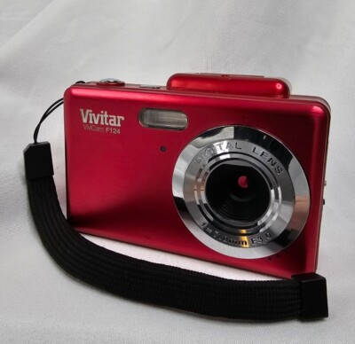 Vivitar Vivicam F124 Digital Lens Point & Shoot Digital Camera 3xAAA 1. ...