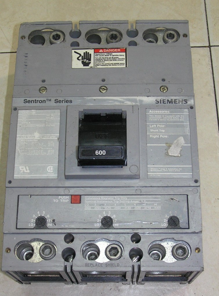 Siemens Sentron LXD63H600 LXD6-A CIRCUIT BRAKER 600 AMPS 600 Volt SN ...