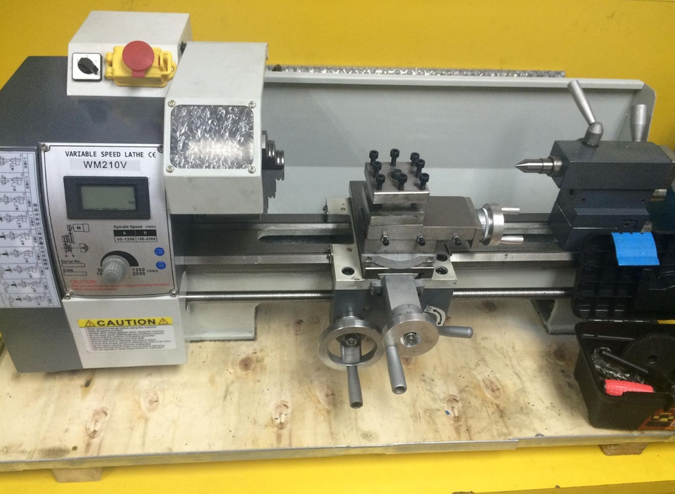 220V Mini Metal Lathe 750W Variable Speed Lathe Machine Jade Screw ...