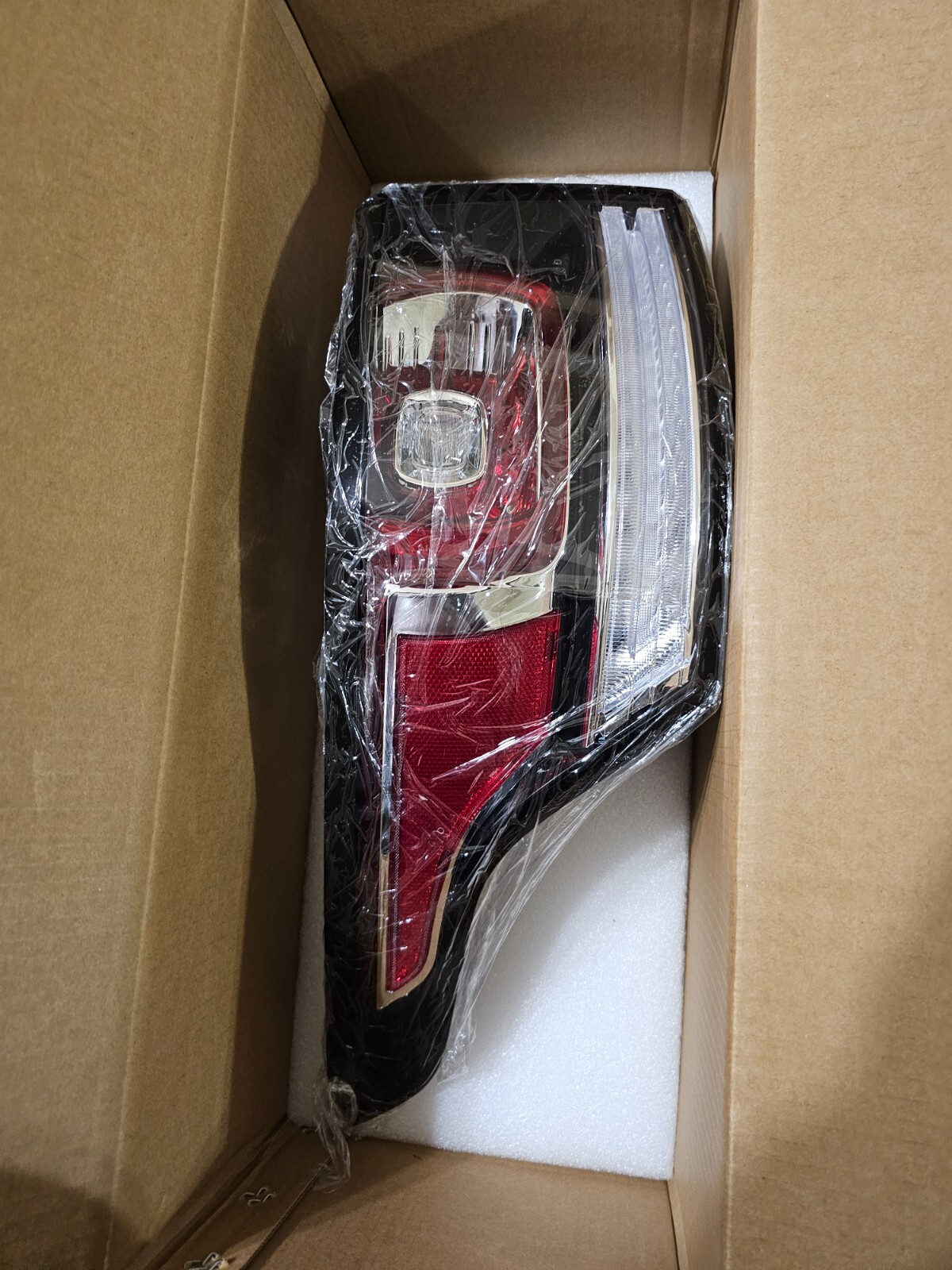 Land Rover Range Rover Sport 14-16 LH Left Rear Lamp LR061589 NEW | eBay