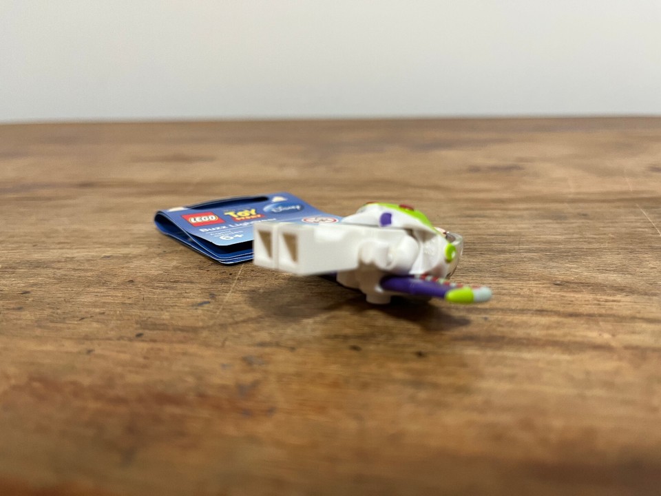 Lego 852849 Disney Pixar Toy Story Buzz Lightyear Minifigure Keychain ...