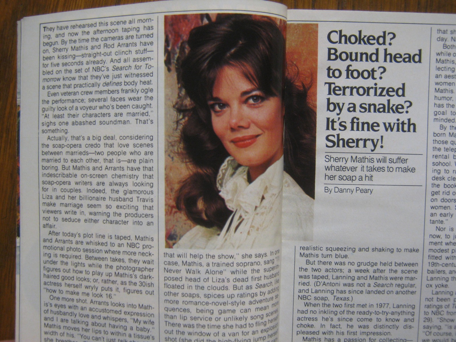 1982 TV Guide (SHERRY MATHIS/WILLIAM KATT/THE GREATEST AMERICAN HERO ...