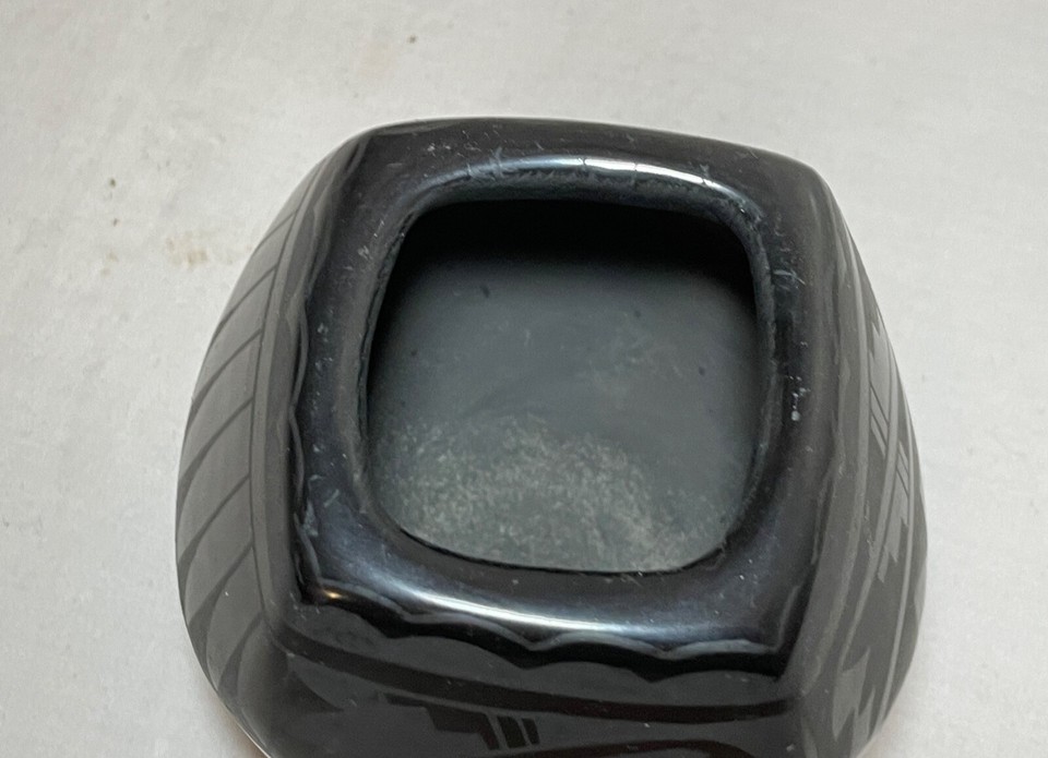 Yolanda Velarde Native American Santa Clara Pueblo Black Pottery ...