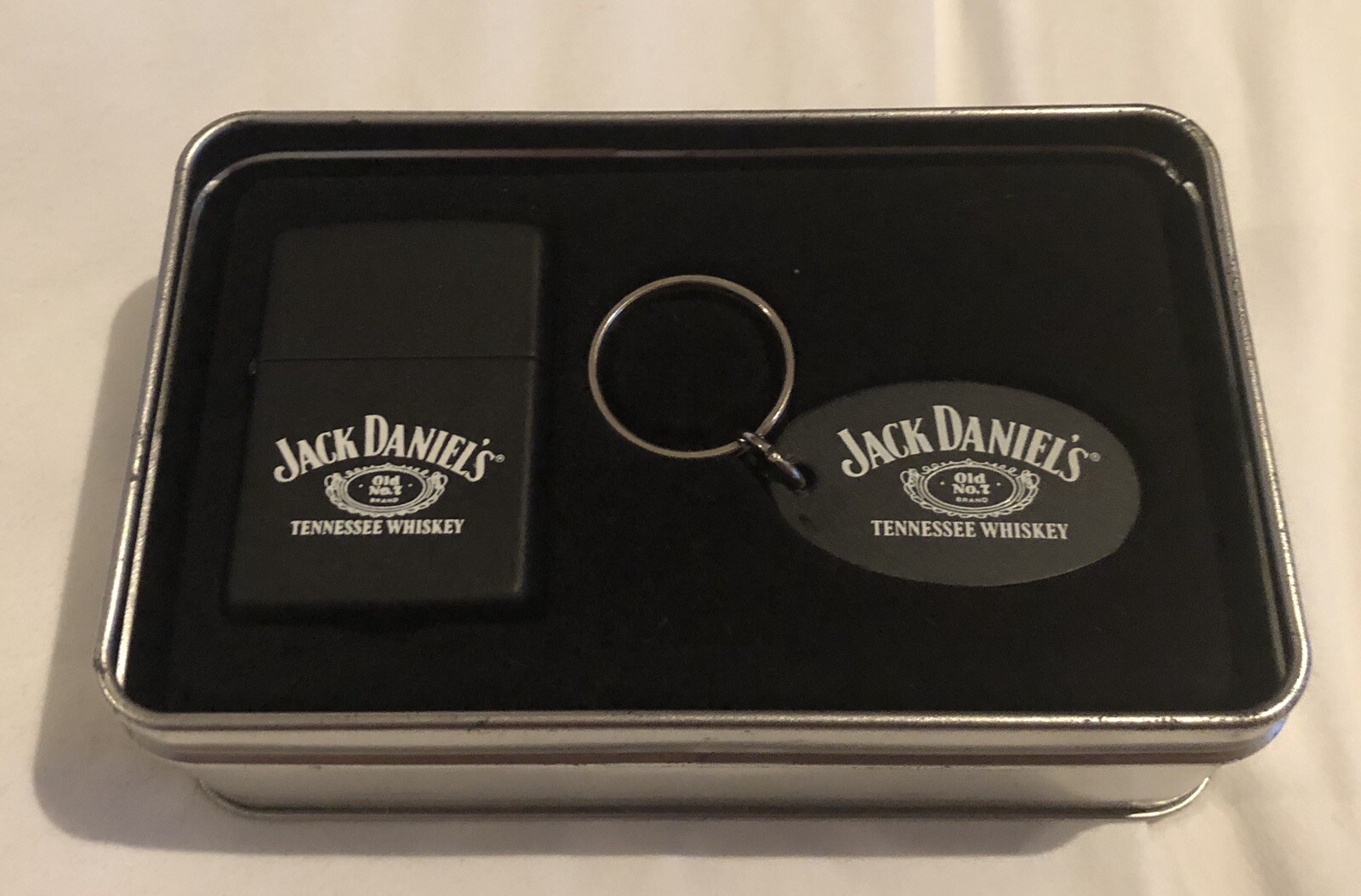 Zippo Goft Set Jack Daniels Black Lighter And Jack Daniels Keychain ...