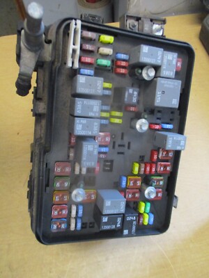 2011 GMC Terrain Engine Fuse Box | 20899629 | Genuine OEM