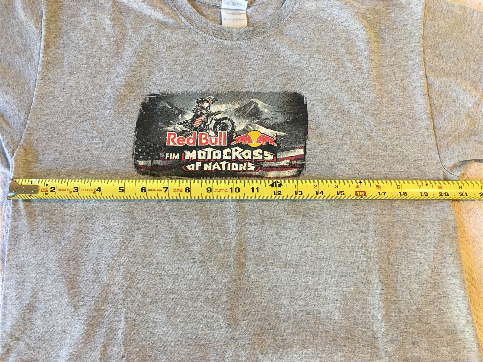 Large Gray Red Bull Motocross of Nations Graphic Tee,… - Gem