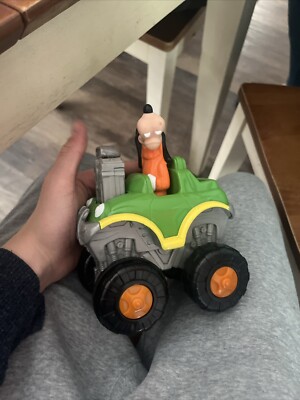 Disneys Goofy P5074 Mattel push and go 7” Toy Car | eBay