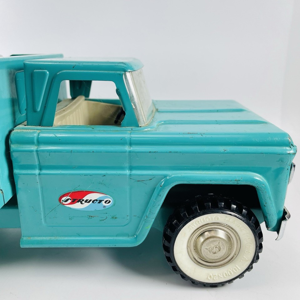 Vintage Structo Farms Pressed Steel Livestock Truck Teal Removable ...