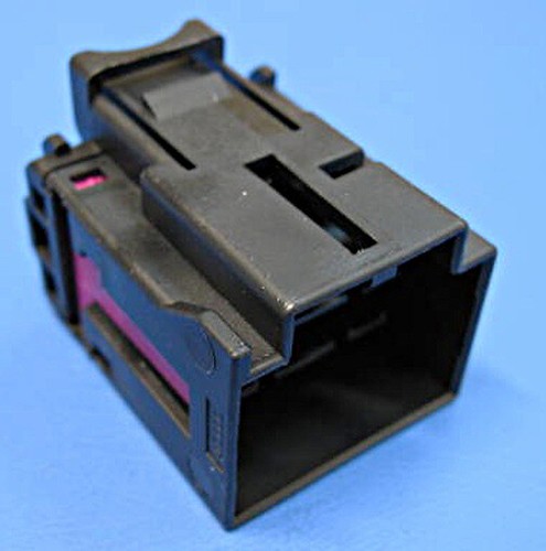 Genuine AUDI VW SKODA SEAT A3 Cabriolet flat contact housing 4F0972575 ...