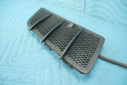 Mercedes GL450 Passenger Hood Grill w/ Wiper Nozzle 1648804405 2007 ...